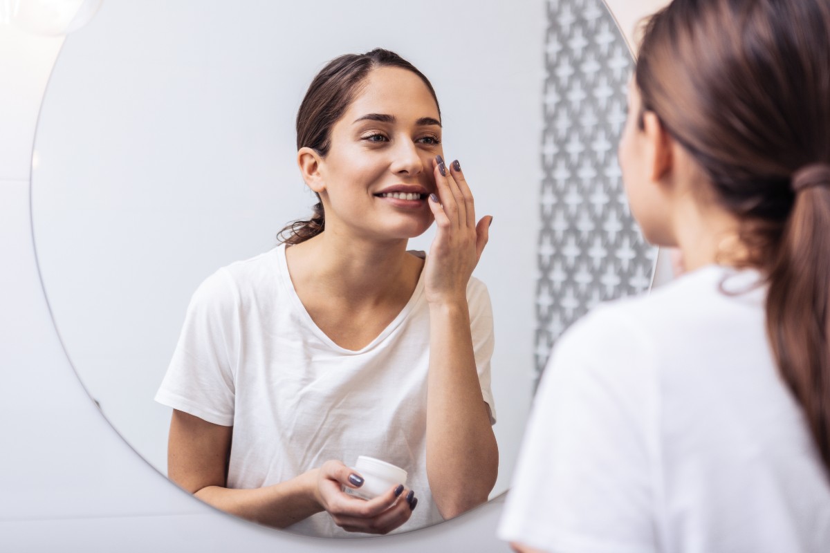 Glabridin For Skin What Is It Benefits And How To Use It Women s Glabridin For Skin What Is It Benefits And How To Use It Women s
